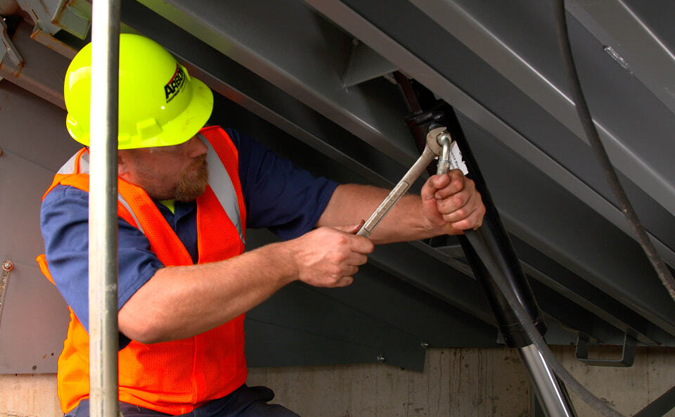 5 Signs Your Dock Equipment Is Headed for a Breakdown